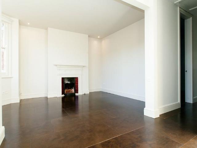 2 Bed Flat, Palermo Road, NW10
