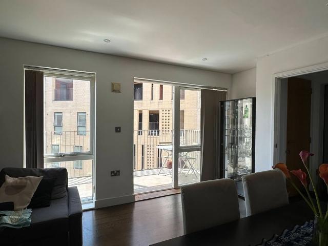 2 Bed Flat, Parker Building, SE16