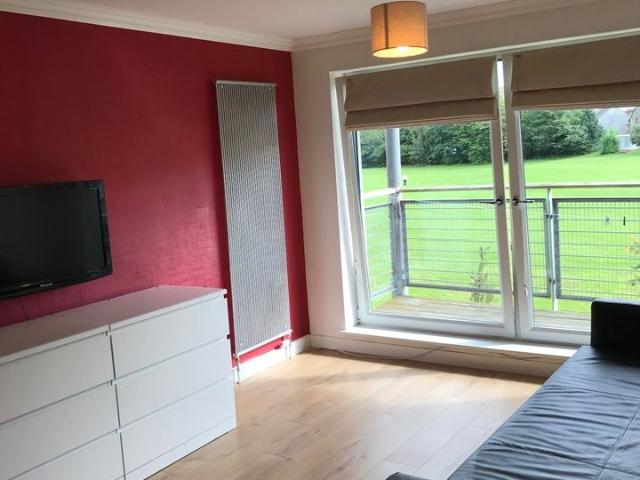 2 Bed Flat, Peffer Bank, EH16