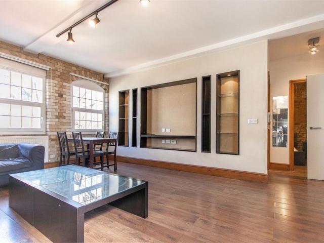 2 Bed Flat, Prince Of Wales Passage, NW1