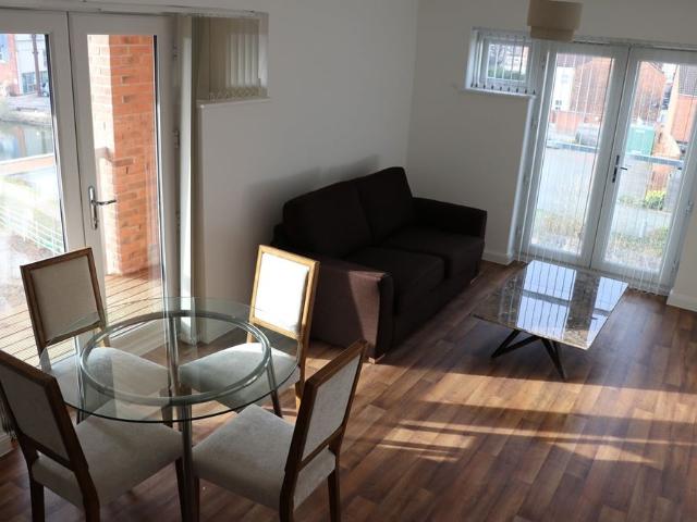 2 Bed Flat, Progress House, CV1