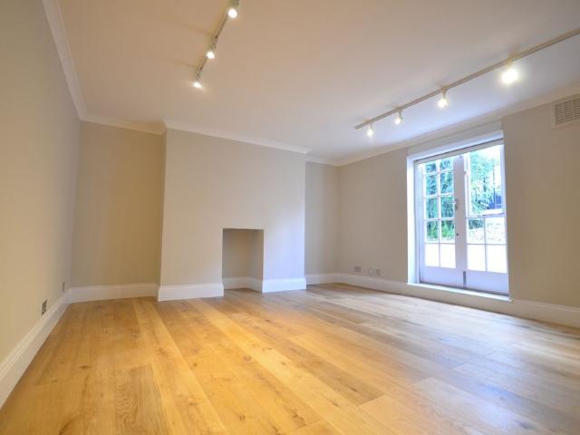 2 Bed Flat, Queensbridge Road, E2