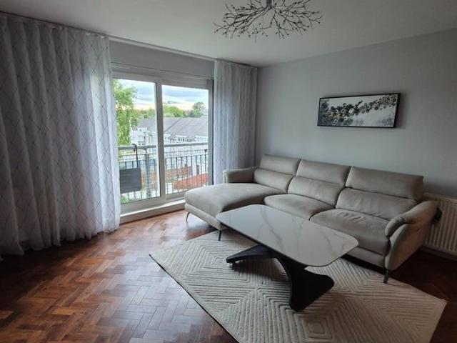 2 Bed Flat, Rubislaw Square, AB15