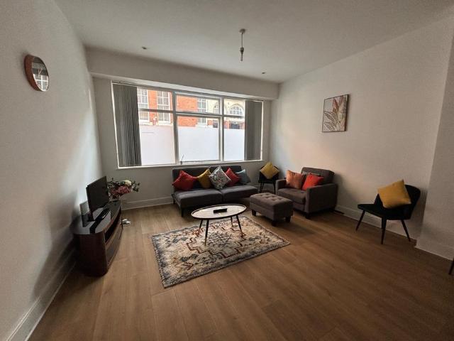 2 Bed Flat, Rupert Sreet, LE1