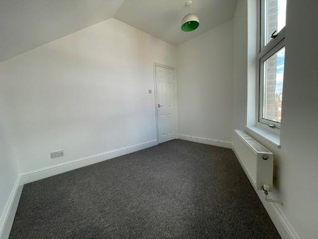 2 Bed Flat, Rutland Park, NW2