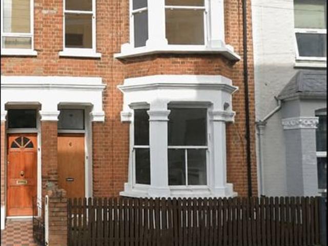 2 Bed Flat, Rainville Road, W6