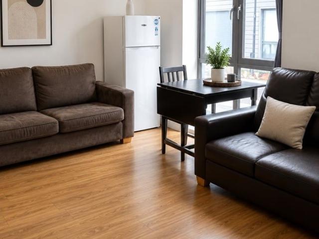 2 Bed Flat, Ratcliffe Cross St, E1