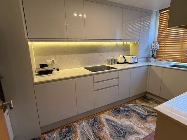 2 Bed Flat, Ravensworth Court, SW6