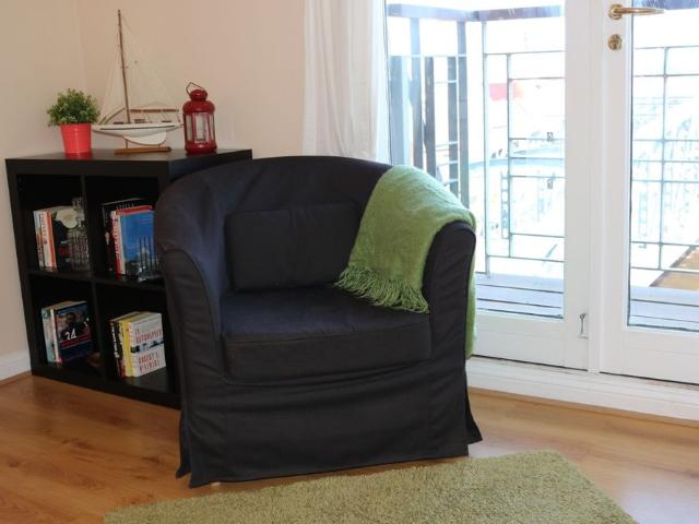 2 Bed Flat, Rennie's Isle, EH6