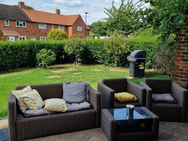 2 Bed Flat, Renfrew Road, TW4