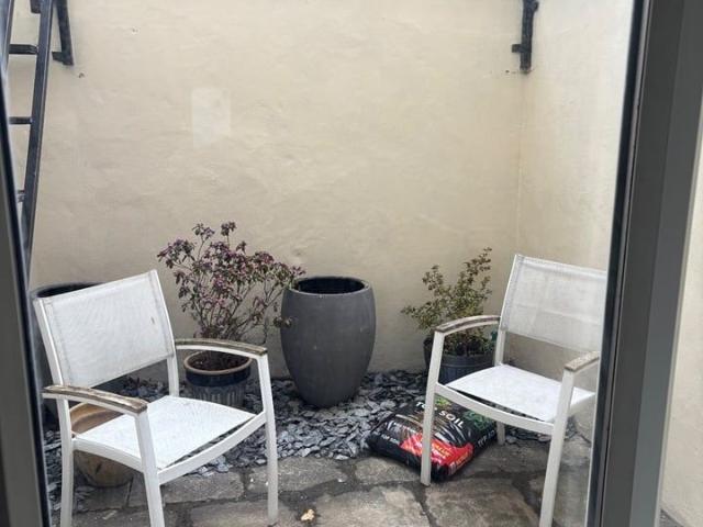 2 Bed Flat, Richmond Hill, LS9