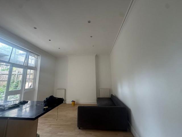 2 Bed Flat, Ribblesdale Road, N8