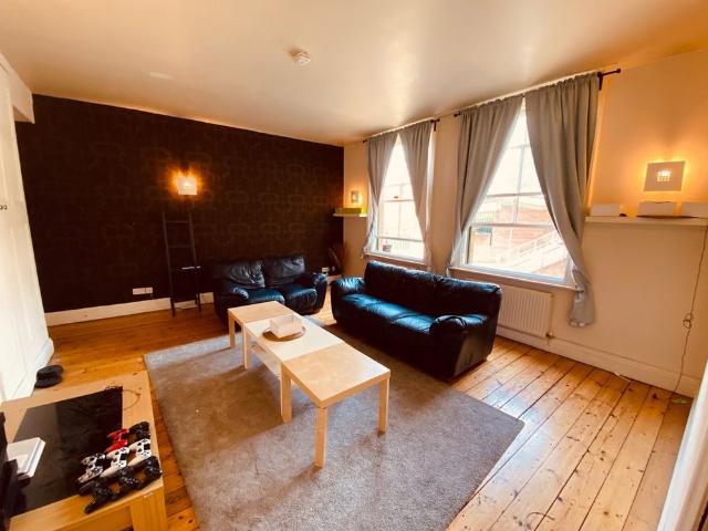 2 Bed Flat, Ribbon Factory, CV1