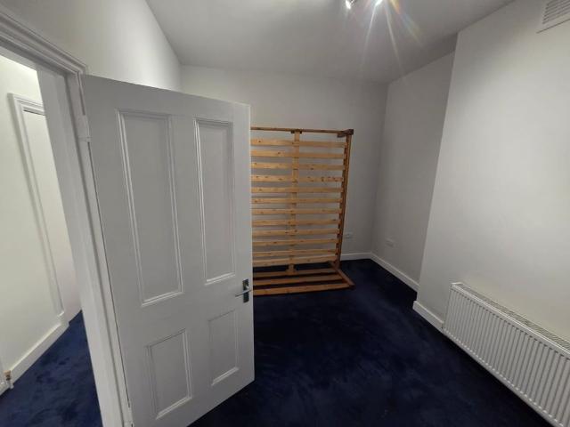 2 Bed Flat, Riggindale Road, SW16