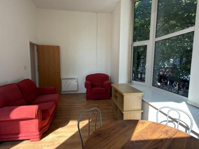 2 Bed Flat, Riding St, L3