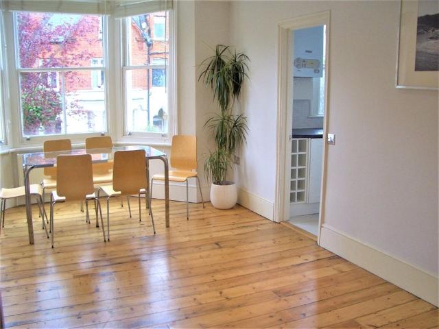 2 Bed Flat, Romola Road, SE24