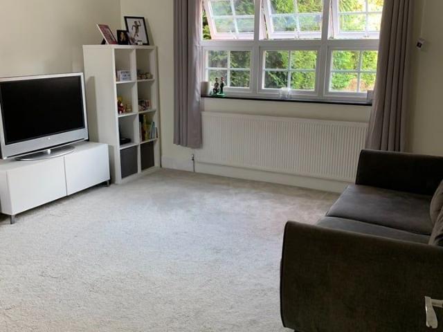 2 Bed Flat, Romford Road, E15