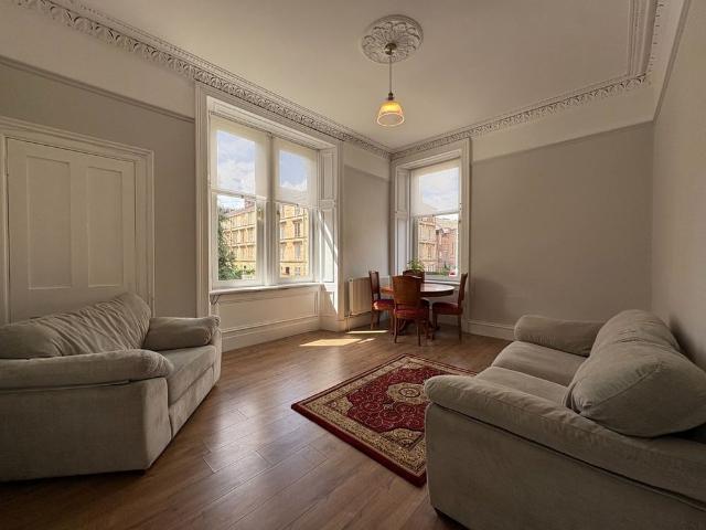 2 Bed Flat, Roslea Drive, G31
