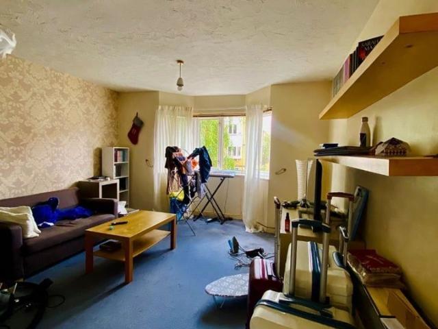 2 Bed Flat, Rossetti Road, SE16