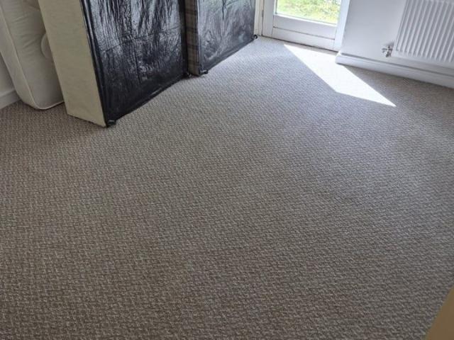 2 Bed Flat, Royal Quay, L3