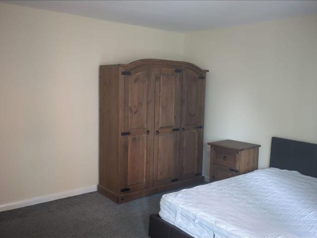 2 Bed Flat, Royal Victoria Court, NG7