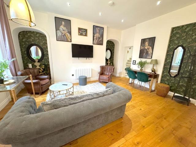 2 Bed Flat, St Marys Gate, NG1