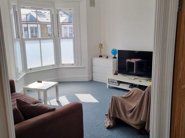 1 Bed Flat, St. Asaph Road, SE4