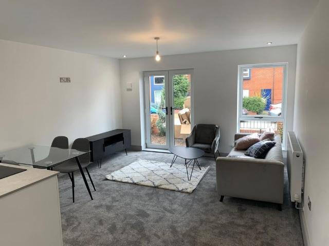 2 Bed Flat, St. Catherines Close, B15