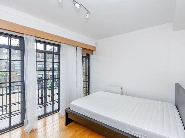2 Bed Flat, St Pauls Crescent, NW1