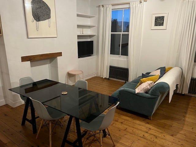 2 Bed Flat, Stamford Brook Avenue, W6