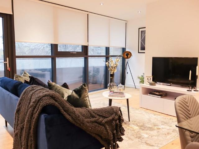 2 Bed Flat, Station Grove, HA0