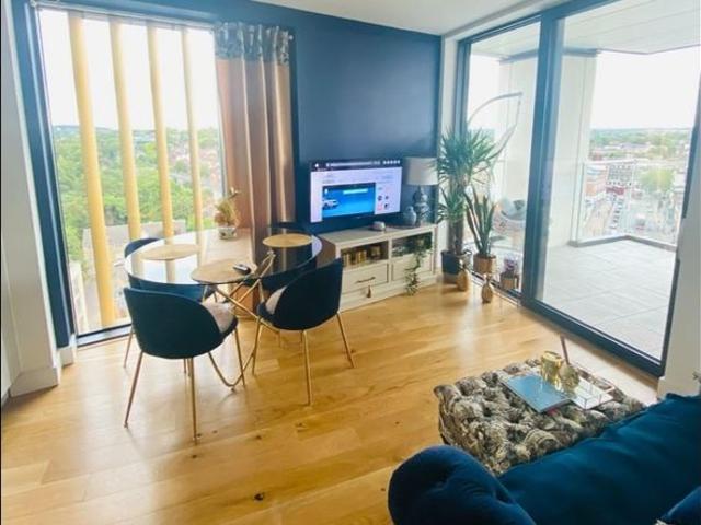2 Bed Flat, Station Road, SE13