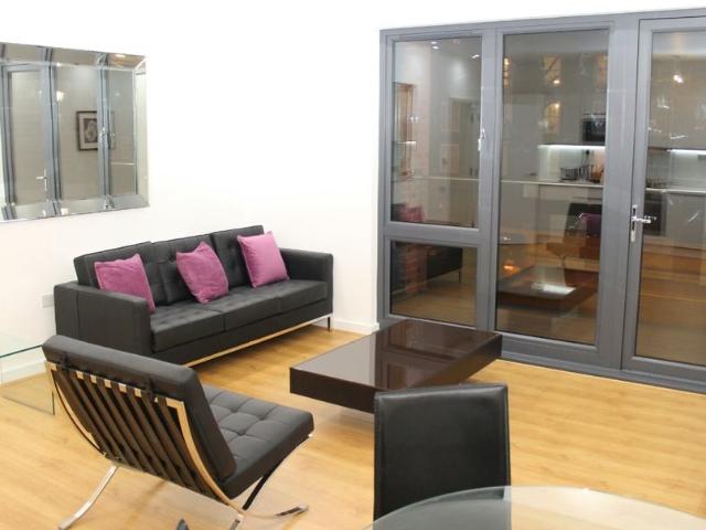 2 Bed Flat, Stewarts Lodge, SW8