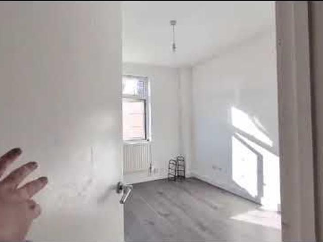 2 Bed Flat, Stoke Newington Road, N16
