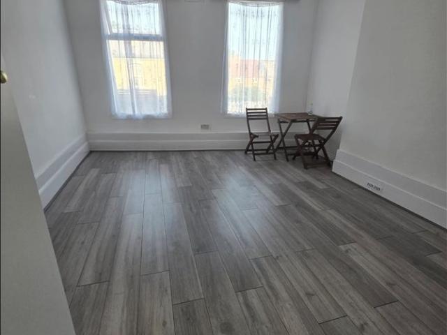 2 Bed Flat, Stratford, E15