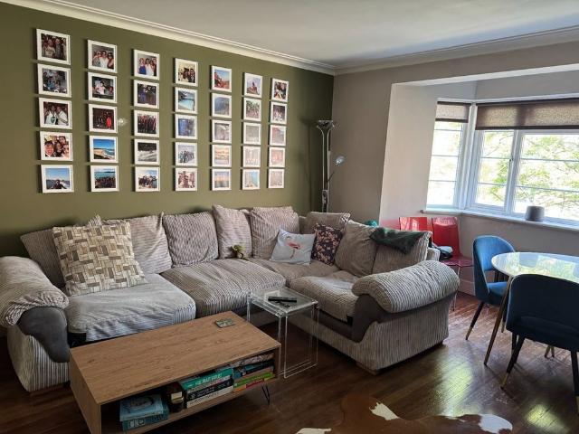 2 Bed Flat, Streatham Court, SW16