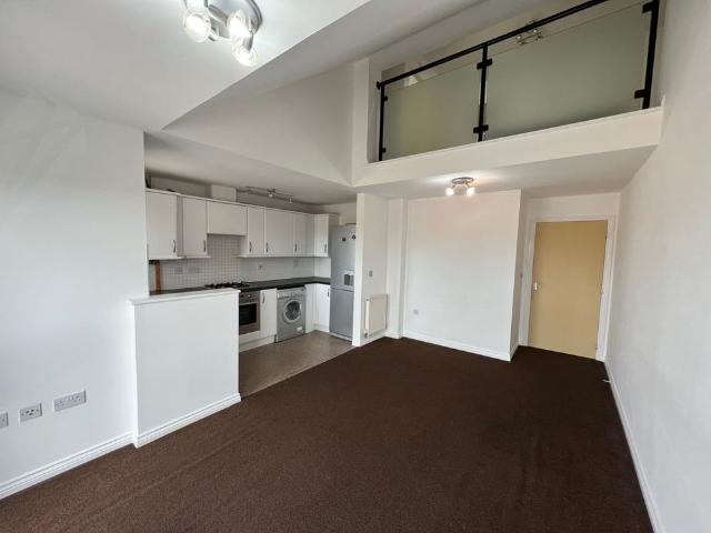 2 Bed Flat, Swan Lane, CV2
