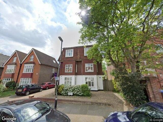 2 Bed Flat, Salisbury Court, SW19