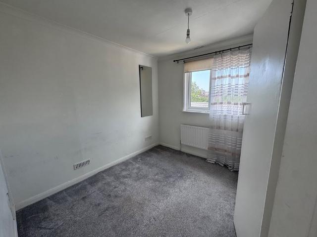 2 Bed Flat, Salisbury House, CR7