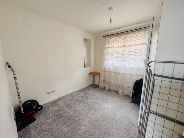 2 Bed Flat, Salisbury House, CR7