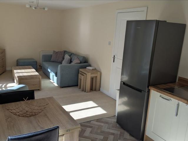 2 Bed Flat, Sandpiper Road, EH6