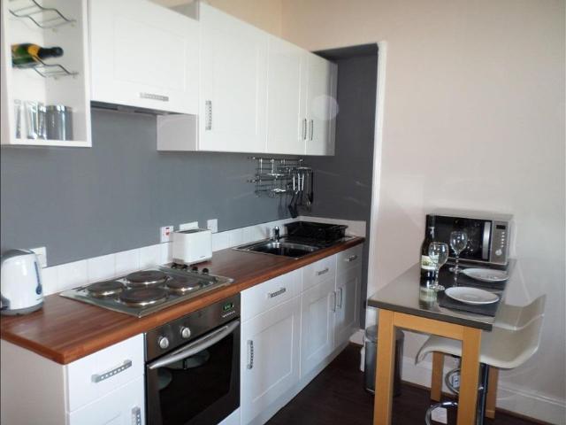 2 Bed Flat, Seaforth Road, AB24