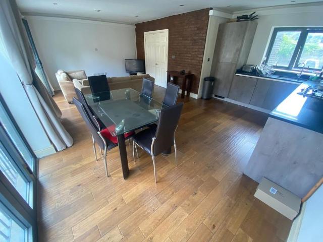 2 Bed Flat, Shenley Road, SE5