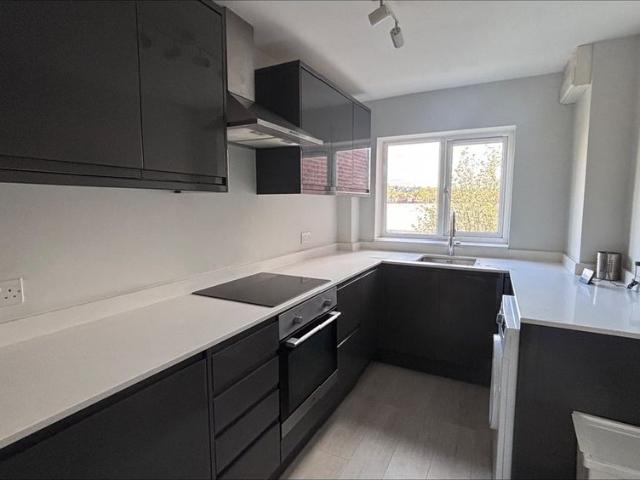 2 Bed Flat, Sheridan Court, HA1