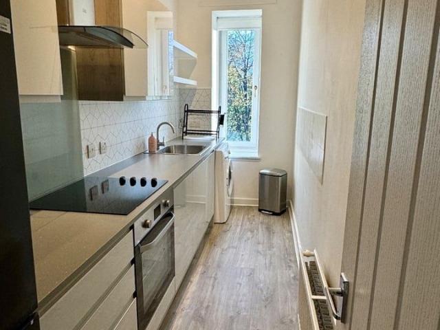 2 Bed Flat, Shettleston Road, G32