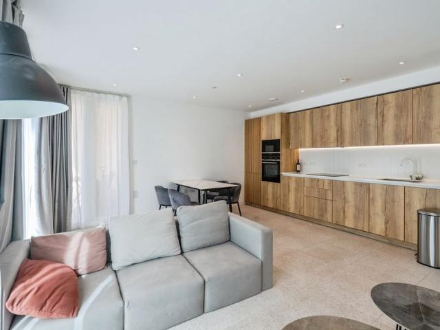 2 Bed Flat, Sidney St, E1