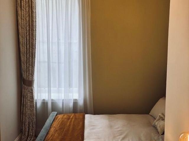 2 Bed Flat, Skene Terrace, AB10
