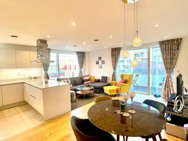 2 Bed Flat, Skelton Lodge, SE10