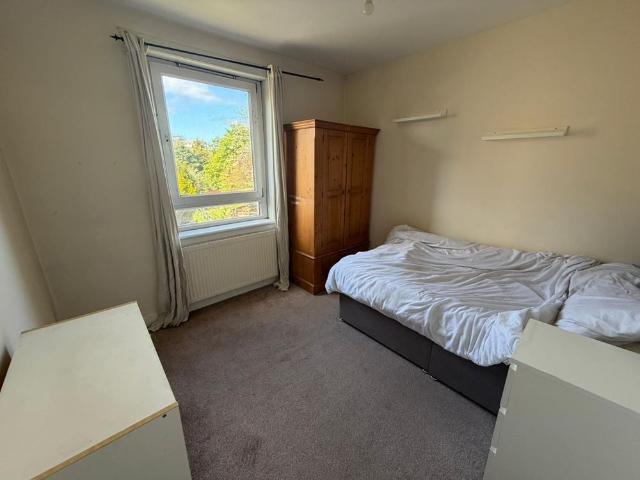 2 Bed Flat, Slateford Road, EH14