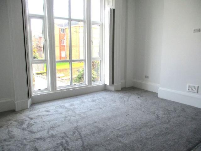2 Bed Flat, Slatey Road, CH43